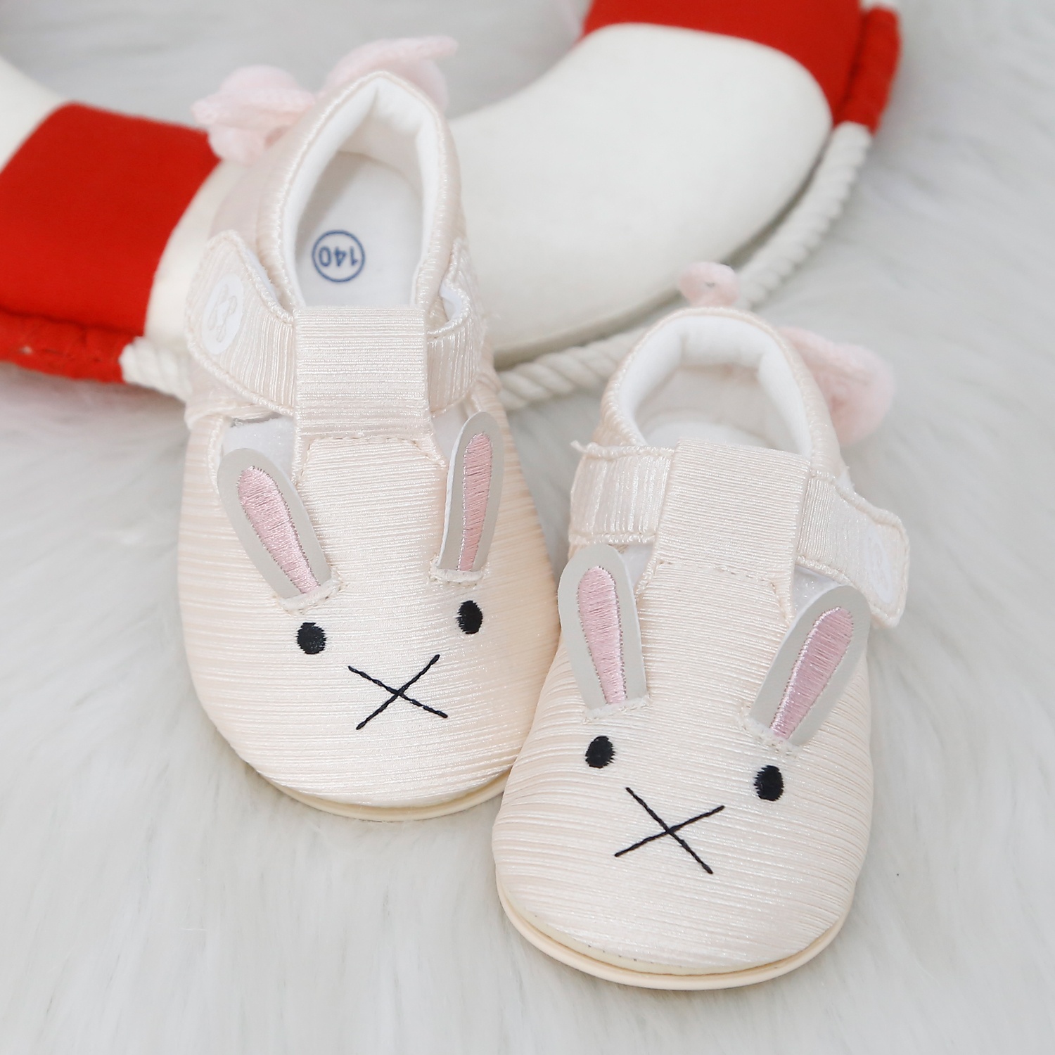 Giày tập đi bé gái KidsPlaza thêu thỏ cute 25K-SH05 (Be) - KidsPlaza